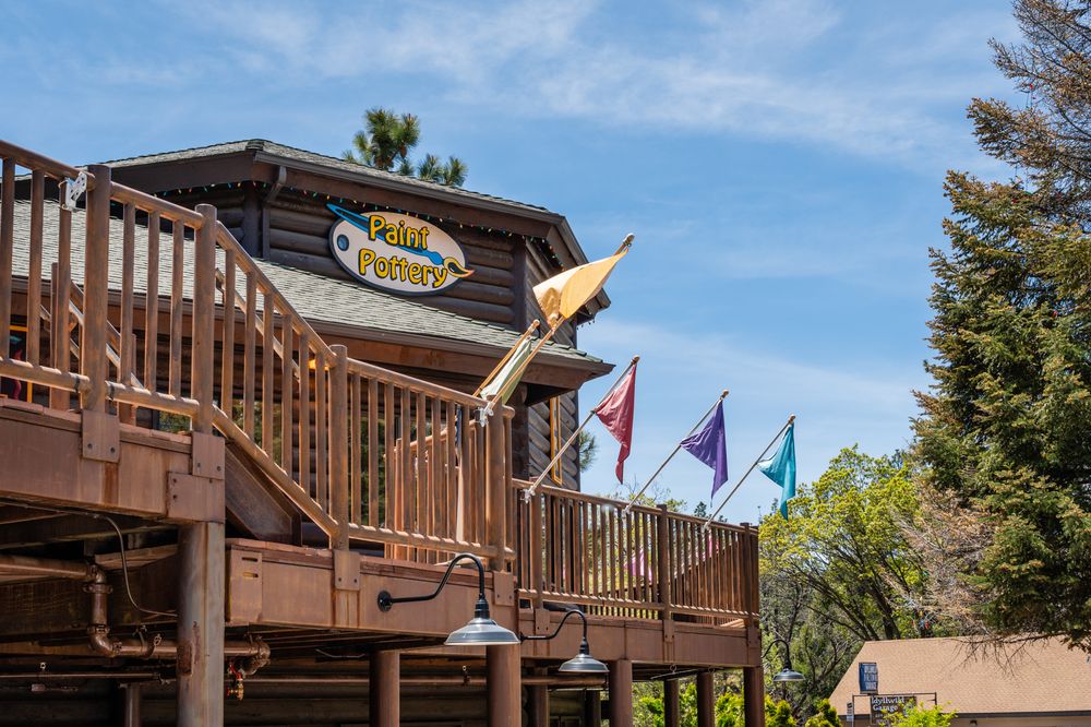 EARTH ‘N’ FIRE - 106 Photos & 44 Reviews - 54225 N Cir Dr, Idyllwild ...