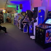 UNDERGROUND RETROCADE - 61 Photos & 61 Reviews - Arcades - 121 W Main ...