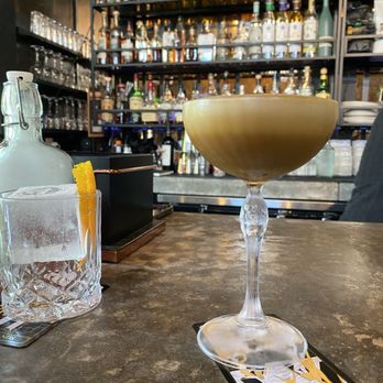 THE ALCHEMIST - Updated December 2025 - 184 Photos & 68 Reviews - 1660 ...