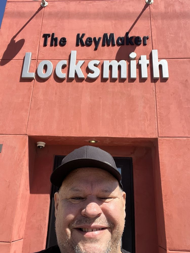 THE KEYMAKER LOCKSMITH SERVICE - Updated October 2025 - 26 Reviews ...