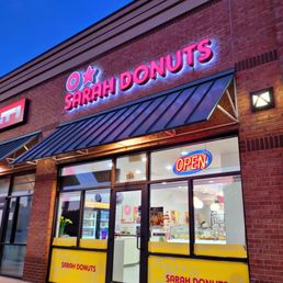SARAH DONUTS - Updated December 2025 - 223 Photos & 213 Reviews - 5860 ...