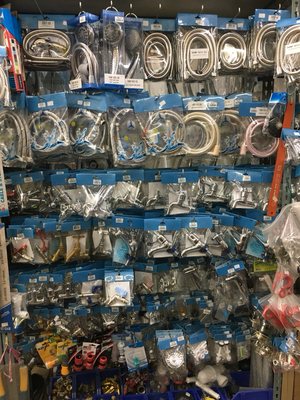 BAN HOE KEE HARDWARE - Updated July 2025 - 94 Photos - Blk 3025 Ubi Rd ...