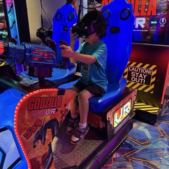 ROUND1 BOWLING & ARCADE - BURBANK - Updated July 2025 - 402 Photos ...