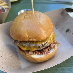 BARROW FOOD HOUSE - 159 Photos & 204 Reviews - 452 Main Rd, Riverhead ...