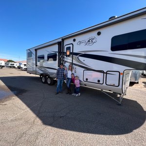 BLUE COMPASS RV - Updated January 2026 - 10 Photos & 31 Reviews - 1301 ...
