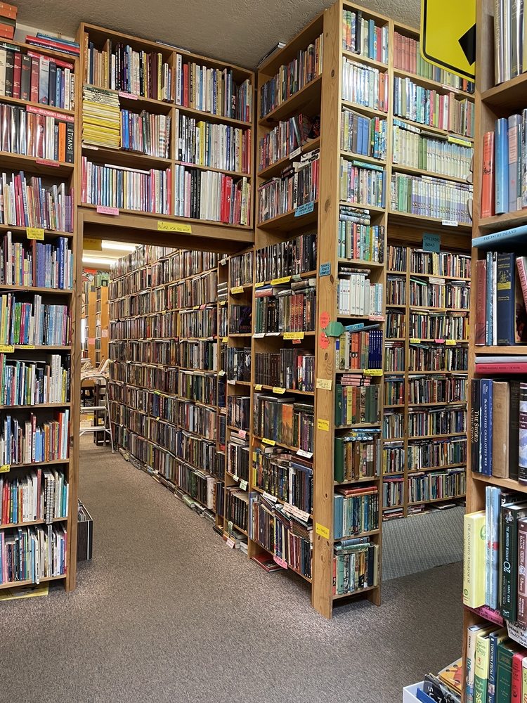 HENDERSON BOOKS - Updated July 2025 - 20 Photos & 77 Reviews - 116 ...