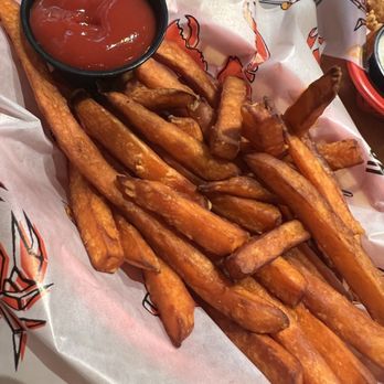 HOOK & REEL CAJUN SEAFOOD & BAR - Updated July 2025 - 682 Photos & 267 ...