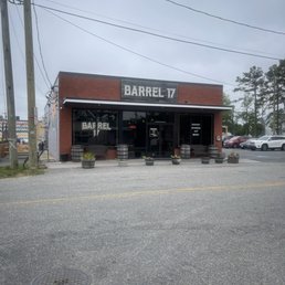 BARNYARD BB - Updated January 2026 - 465 Photos & 432 Reviews - 1706 ...