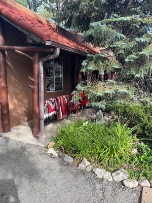 MOUNTAIN ARTS GALLERY & FRAMING - Updated January 2026 - 12 Photos ...