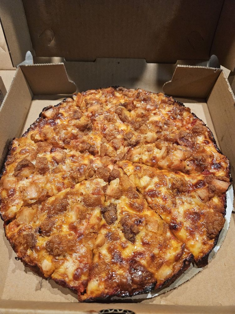 LACED PIZZA & PUB - Updated October 2025 - 21 Photos & 25 Reviews - 94 ...