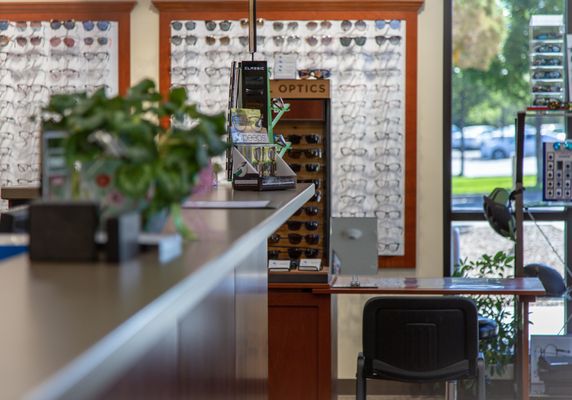 BEND OPHTHALMOLOGY - Updated January 2026 - 18 Reviews - 2357 NE ...