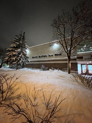 NORTH BUFFALO ICE RINK - Updated December 2025 - 19 Photos - 156 Tacoma ...