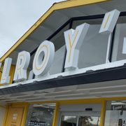 ELROY’S FINE FOODS - 45 Photos & 78 Reviews - Grocery - 15 Soledad Dr ...