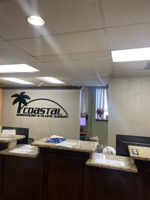 MATTHEW B LUXENBERG MD - Updated January 2026 - 17822 Beach Blvd ...