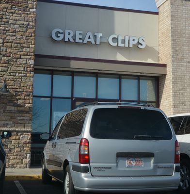 GREAT CLIPS - Updated July 2025 - 11 Reviews - 4205 W Wendover Ave ...
