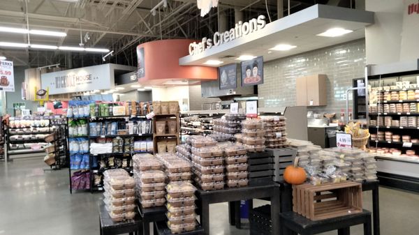 HY-VEE - Updated March 2025 - 67 Photos & 30 Reviews - 4221 W Circle Dr ...