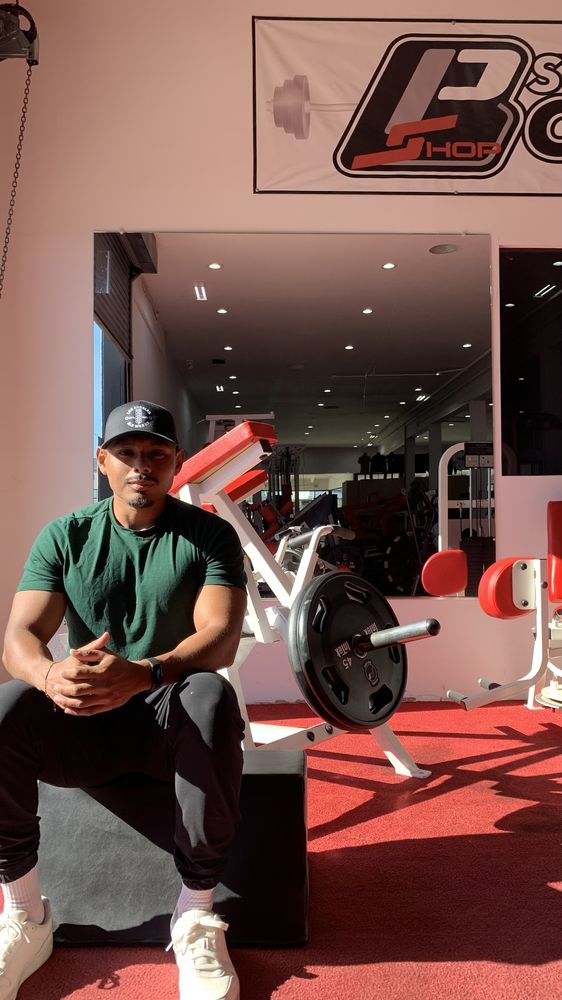 E FITNESS - Updated April 2025 - 10 Photos - 225 S Pacific Coast Hwy, Redondo Beach, California ...