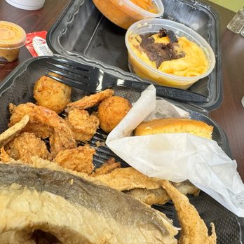 MS GIRLEE’S KITCHEN - Updated December 2025 - 71 Photos & 74 Reviews ...