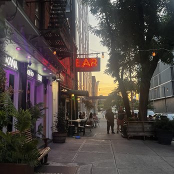 THE EAR INN - Updated September 2025 - 262 Photos & 465 Reviews - 326 ...