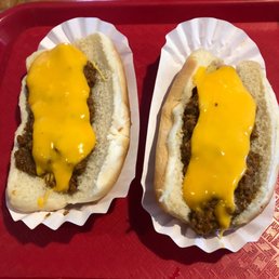 VIENNA INN - Updated July 2025 - 210 Photos & 447 Reviews - 120 Maple ...