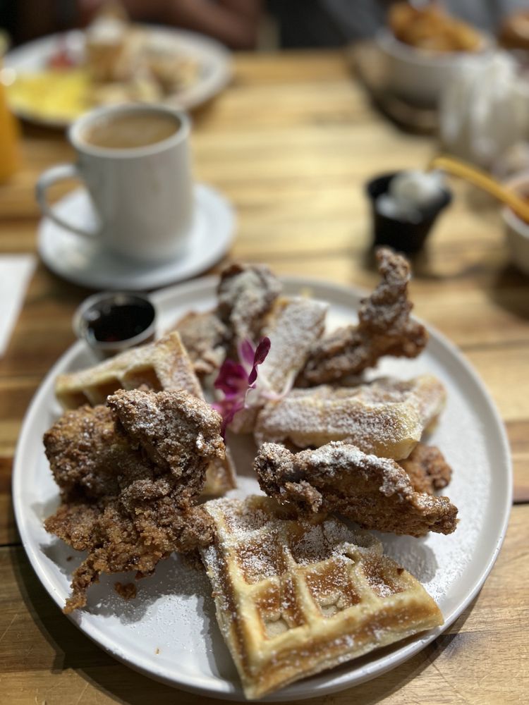 A Huevo Cafe, Los Angeles | Roadtrippers