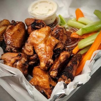 ROADHOUSE 95 BAR AND GRILL - Updated October 2024 - 95 Photos & 63 ...