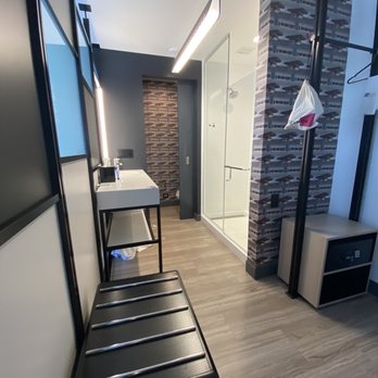 ALOFT ATLANTA AT THE BATTERY ATLANTA - Updated September 2024 - 70 ...