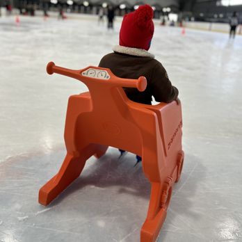 LA KINGS ICELAND AT PARAMOUNT - Updated October 2025 - 101 Photos & 73 ...