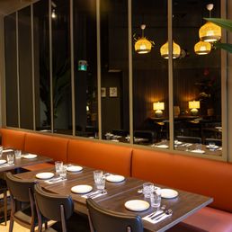 SENLA - Updated October 2025 - 22 Photos - 133 Richmond Street W, Toronto, Ontario - Vietnamese ...