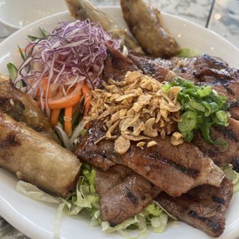 PHO 37 - Updated July 2024 - 338 Photos & 129 Reviews - 1008-8300 ...