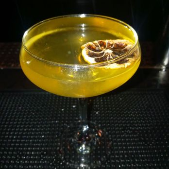 BRANDO’S - LINCOLN PARK - Updated September 2025 - 37 Photos & 25 ...