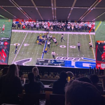 DRAFTKINGS SPORTS & SOCIAL TROY - Updated December 2025 - 92 Photos ...