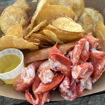 BUOY SHACK - Updated June 2024 - 65 Photos & 65 Reviews - 3 Badgers ...