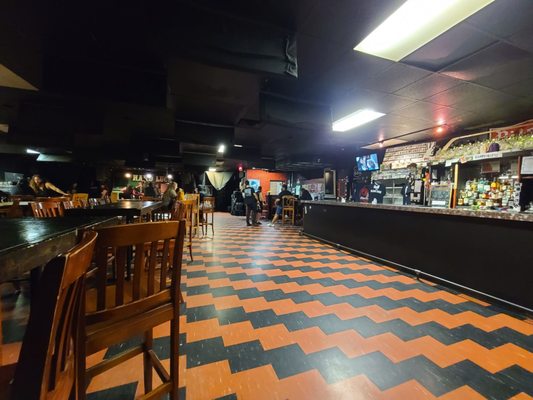 HARD LUCK BAR - 68 Photos & 17 Reviews - 772a Dundas Street W, Toronto ...