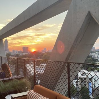 MOONLIGHT - Updated December 2024 - 35 Photos & 12 Reviews - 800 Rankin ...