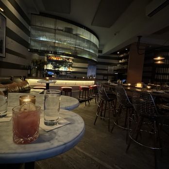 FELICE 83 - Updated October 2025 - 285 Photos & 380 Reviews - 1593 1st ...