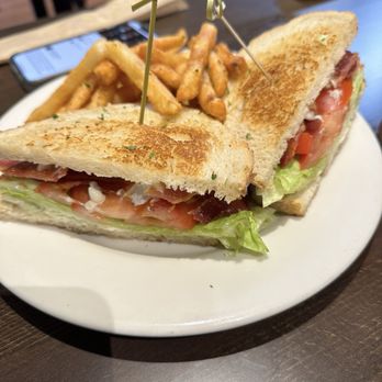 PHOENIX CLUB - Updated November 2025 - 853 Photos & 371 Reviews - 375 W ...