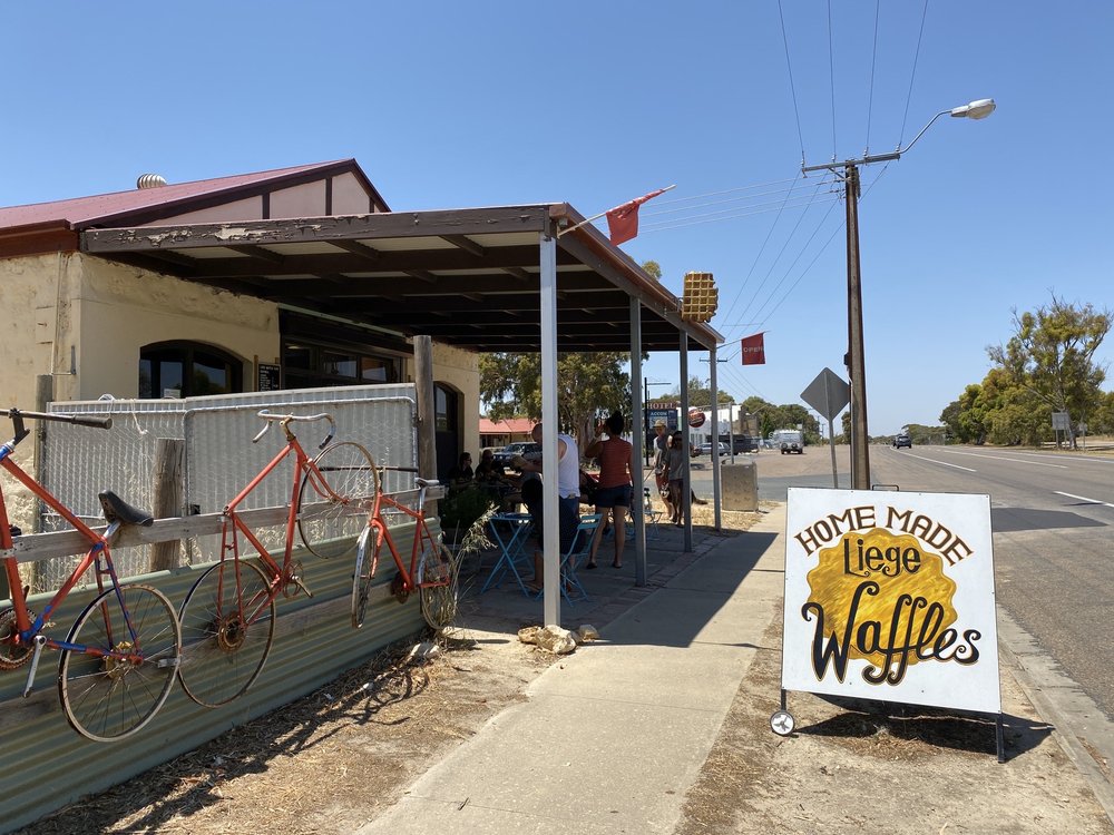 WAFFLES AND JAFFLES - Updated May 2025 - Dukes Hwy, Coonalpyn South ...