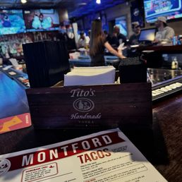 ANGRY ALE’S - Updated May 2025 - 200 Photos & 263 Reviews - 1518 ...