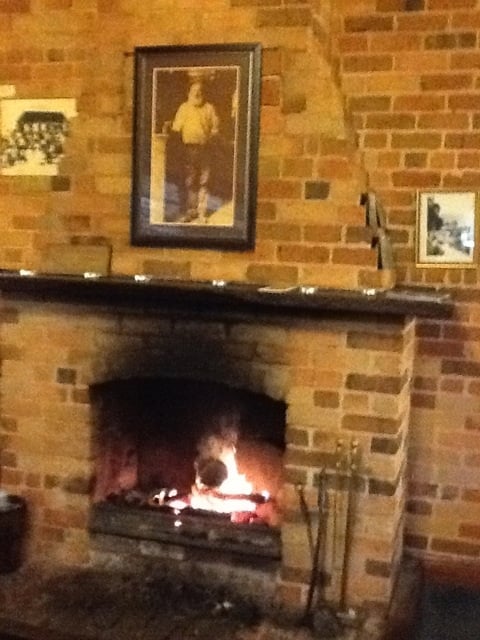 SAM KNOTT HOTEL - 2882 Main Rd, Wesburn Victoria, Australia - Hotels ...