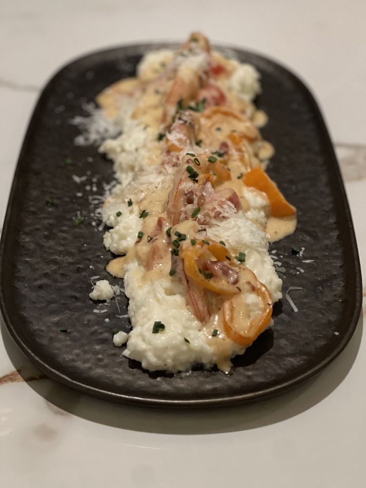 BIRDIE’S BARROOM AND KITCHEN - Updated August 2025 - 176 Photos & 97 ...