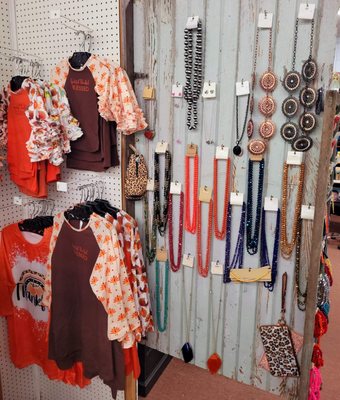 GYPSY TREASURE RESALE - Updated December 2025 - 67 Photos - 518 S 17th ...