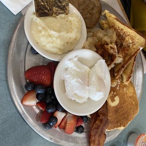 MONTCLAIR FAMILY RESTAURANT - 348 Photos & 341 Reviews - American (New ...