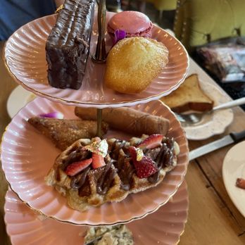 KIXI CAFE - Updated October 2024 - 739 Photos & 222 Reviews - 171 SE ...