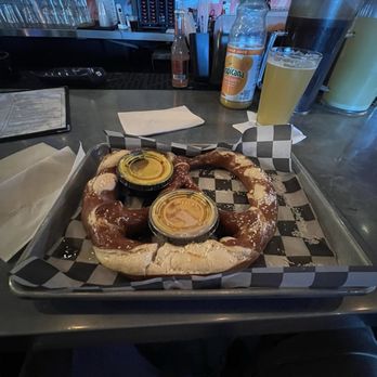 HIGHLINE RXR - Updated December 2025 - 222 Photos & 412 Reviews - 2010 ...