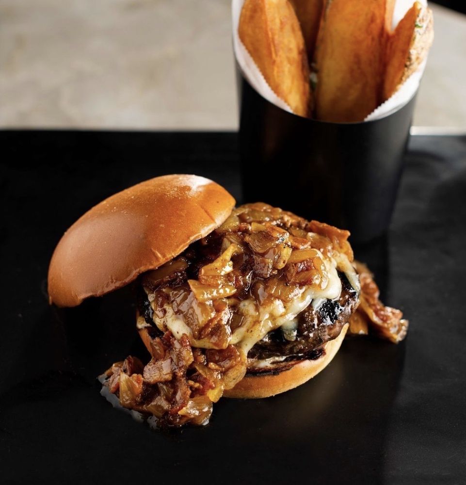 Scarlet Kitchen & Lounge, California | Roadtrippers