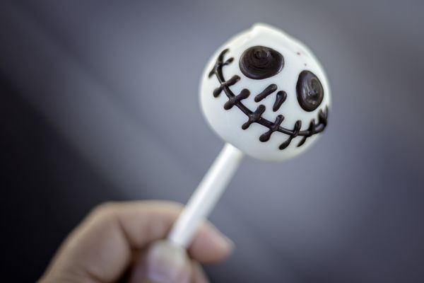 DISNEY’S CANDY CAULDRON - Updated December 2025 - 491 Photos & 137 ...