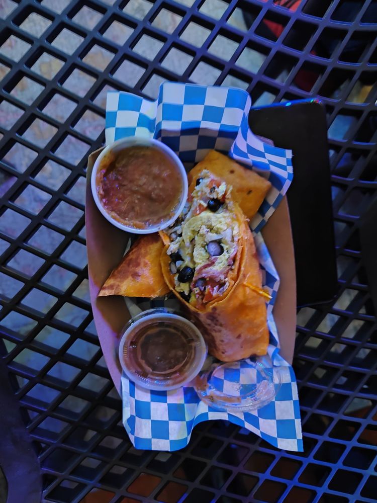 THE QUEEN BEAN COFFEE HOUSE - Updated August 2025 - 263 Photos & 376 ...