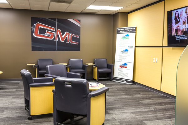 KIPP SCOTT GMC BUICK - Updated December 2025 - 23 Photos - 6841 50th ...