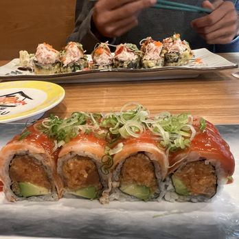 KIRAKU SUSHI & RAMEN - Updated November 2024 - 696 Photos & 315 Reviews ...